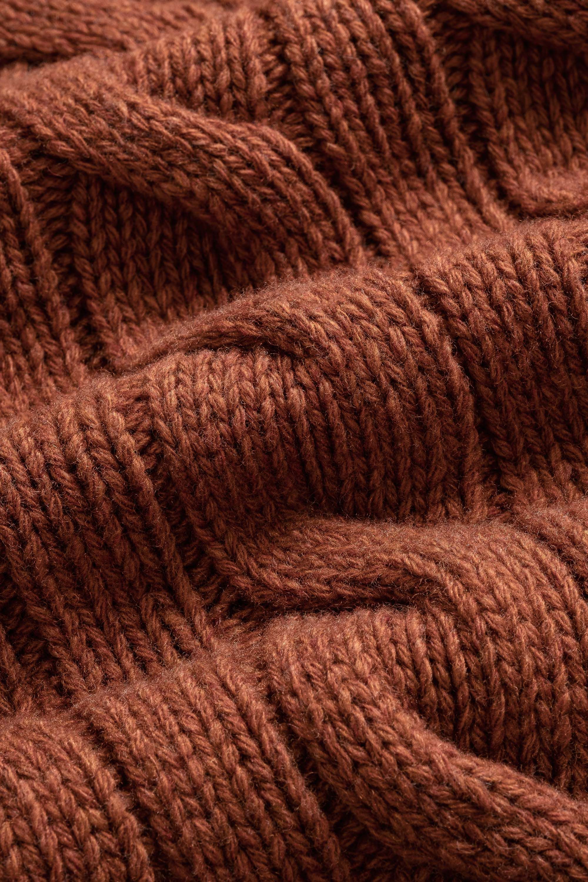 Spices * The Cable Knit Pullover | MR MARVIS
