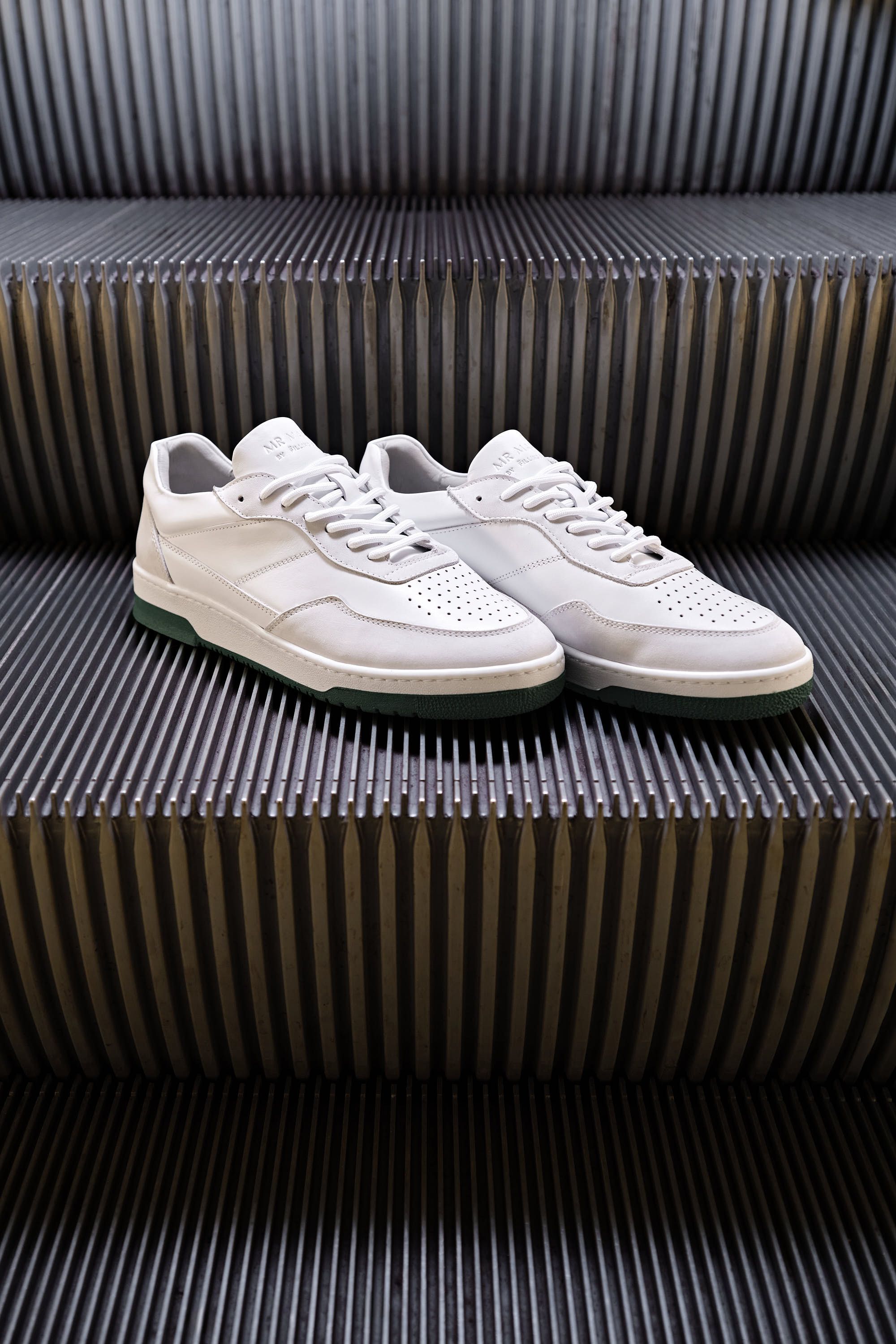 Lakes * The Classic Sneakers | MR MARVIS