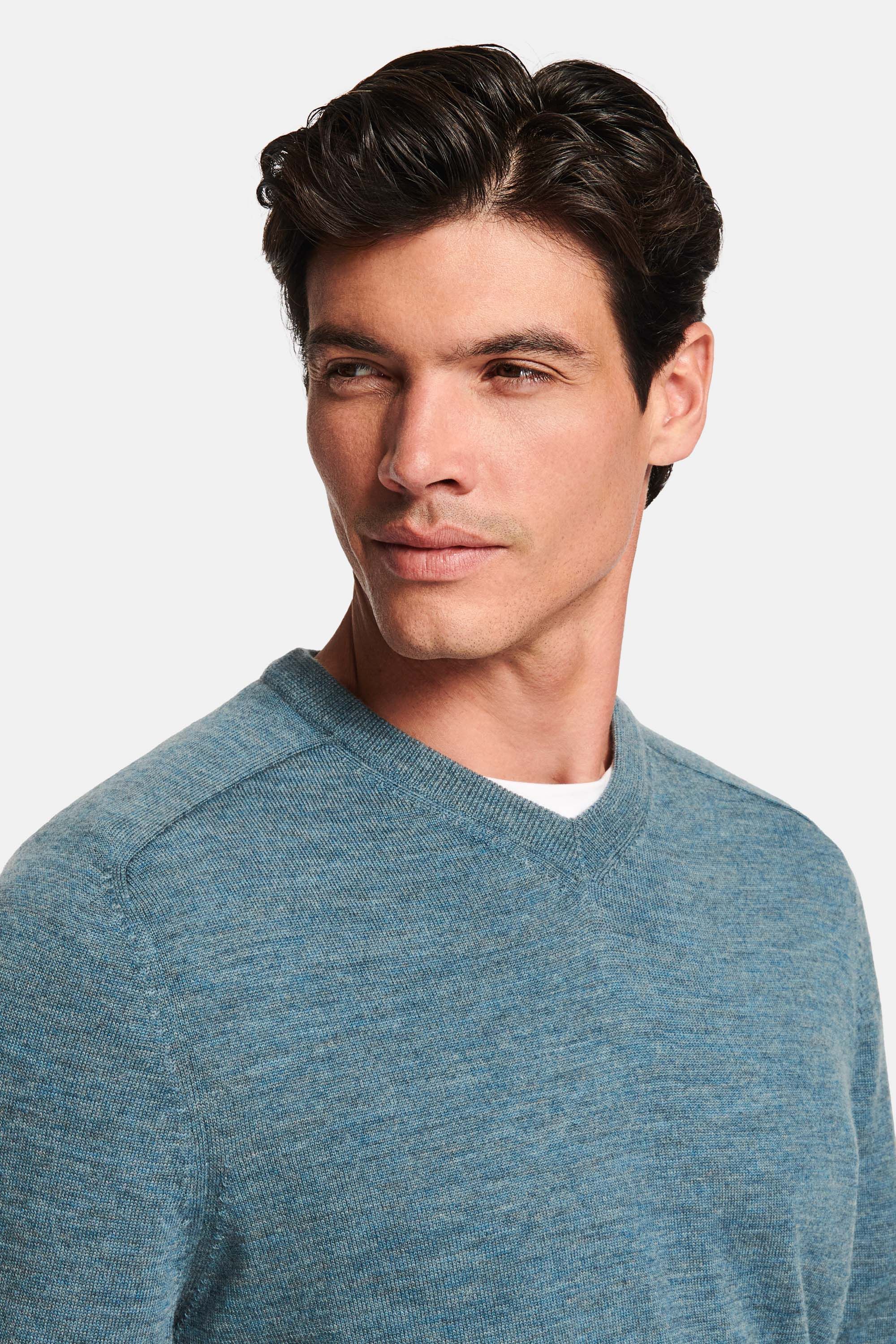 Astons * The Merino V-neck | MR MARVIS